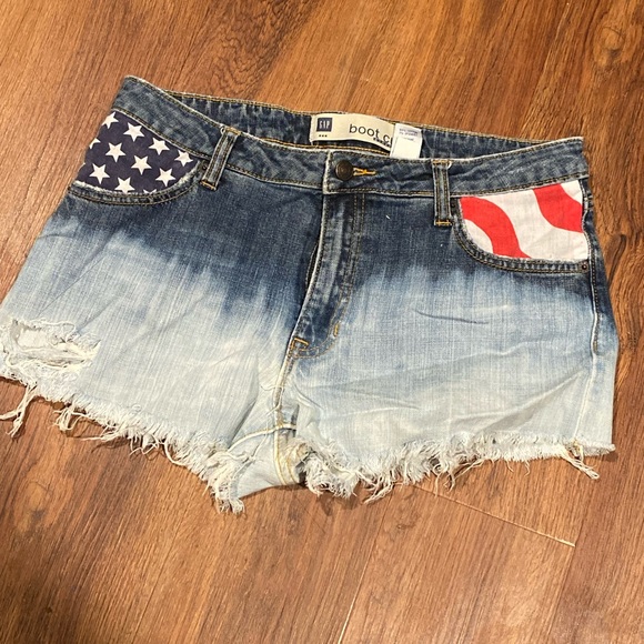GAP | Shorts | Gap Custom Daisy Duke Style Denim Shorts With American ...